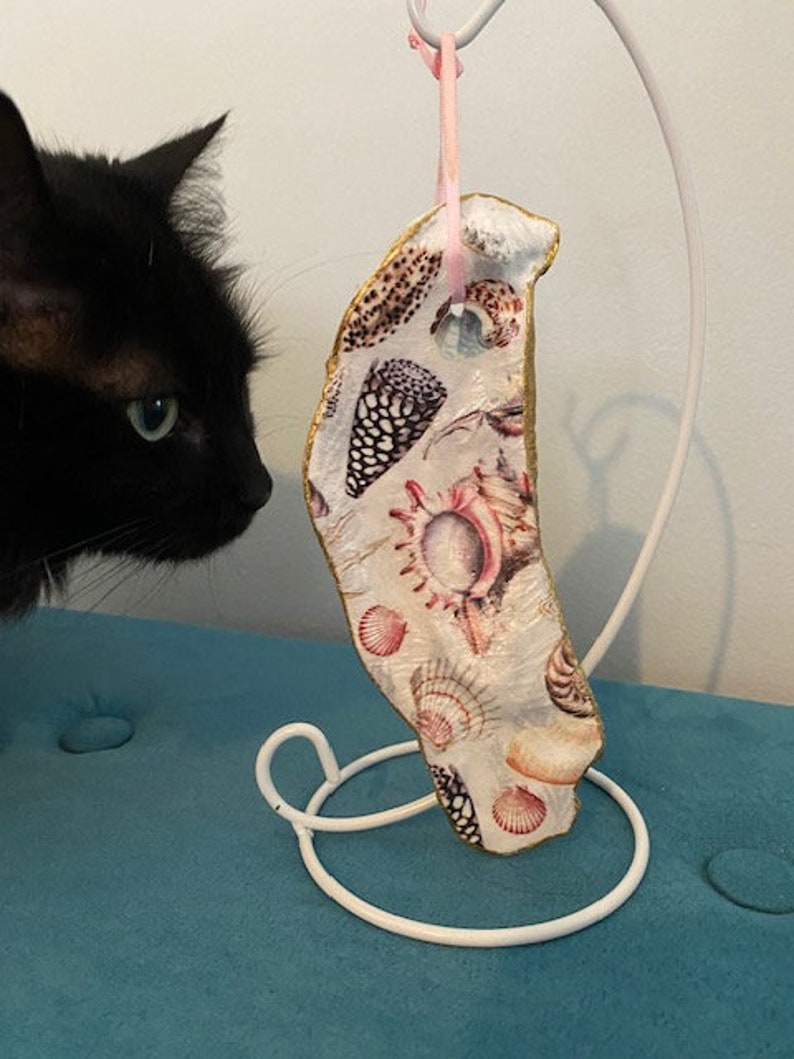 Pretty Seashell Oyster Shell Ornament | Decoupaged Oyster Shell ...