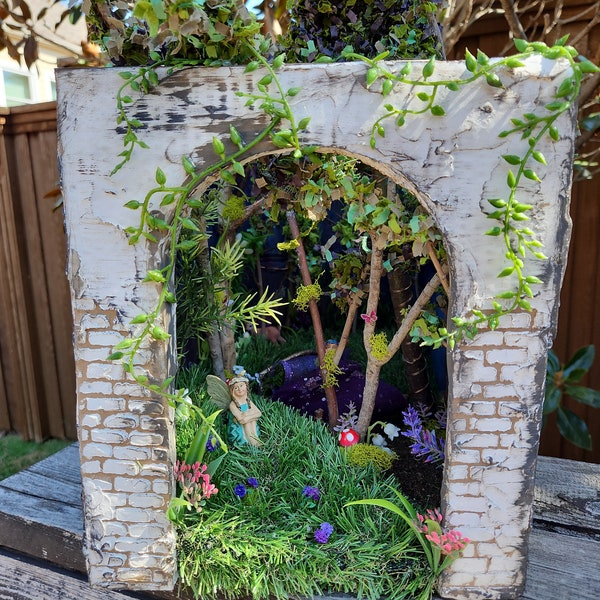 Book Nook Forest Diorama - Etsy