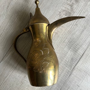 Vintage Brass Dallah Madani Coffee/ Tea Pot Etched Floral Design - Etsy