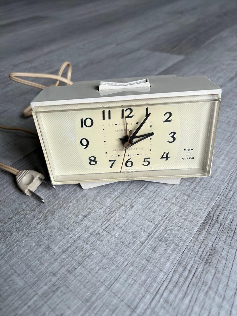Vintage General Electric GE Dial Electric Alarm Clock MCM - Etsy