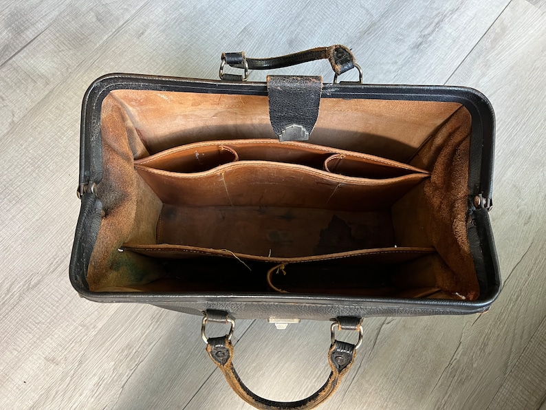 Vintage Leather Doctor Bag - Etsy