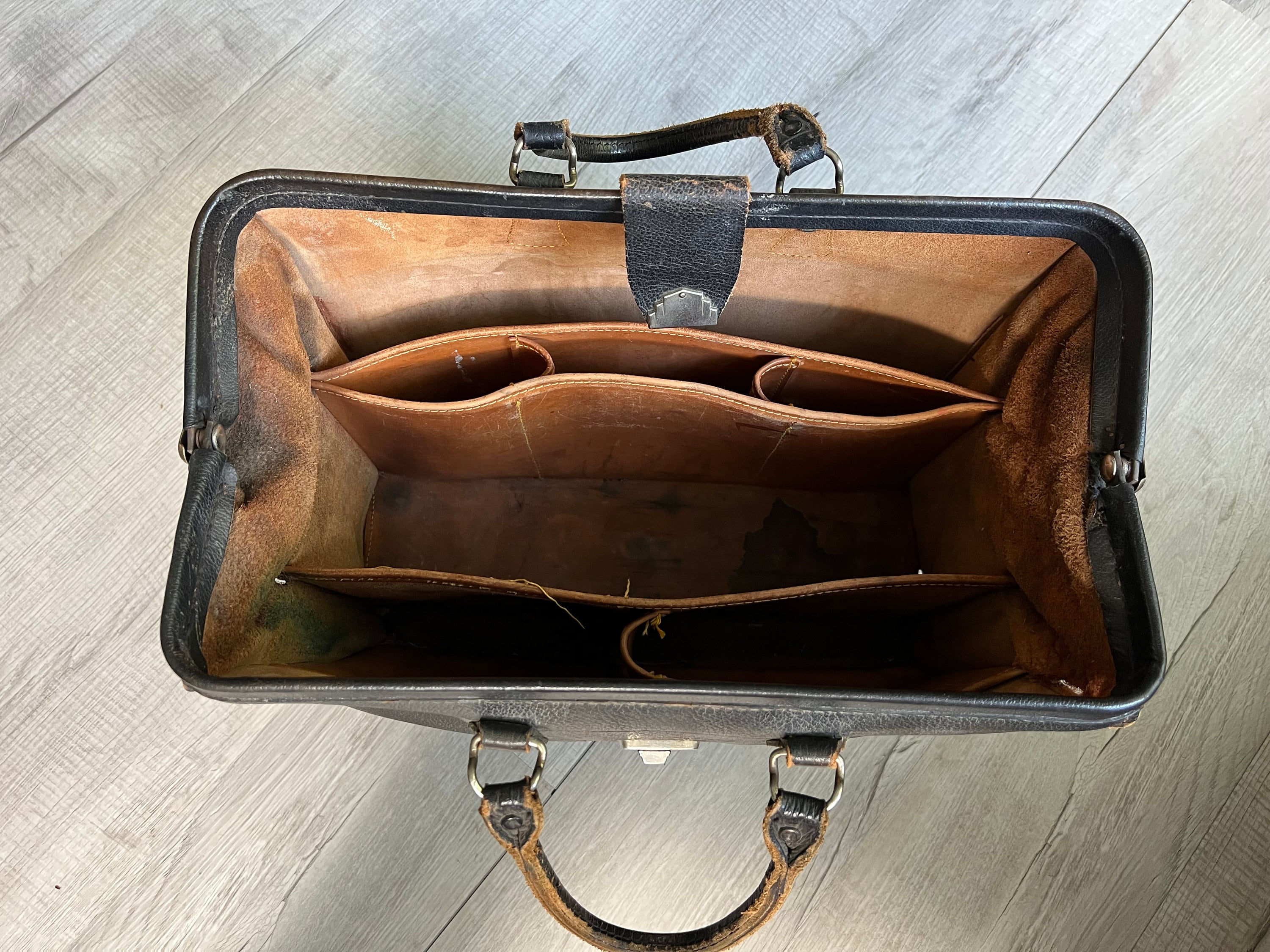 Vintage Leather Doctor Bag - Etsy