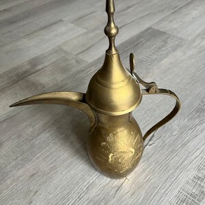 Vintage Brass Dallah Madani Coffee/ Tea Pot Etched Floral Design - Etsy