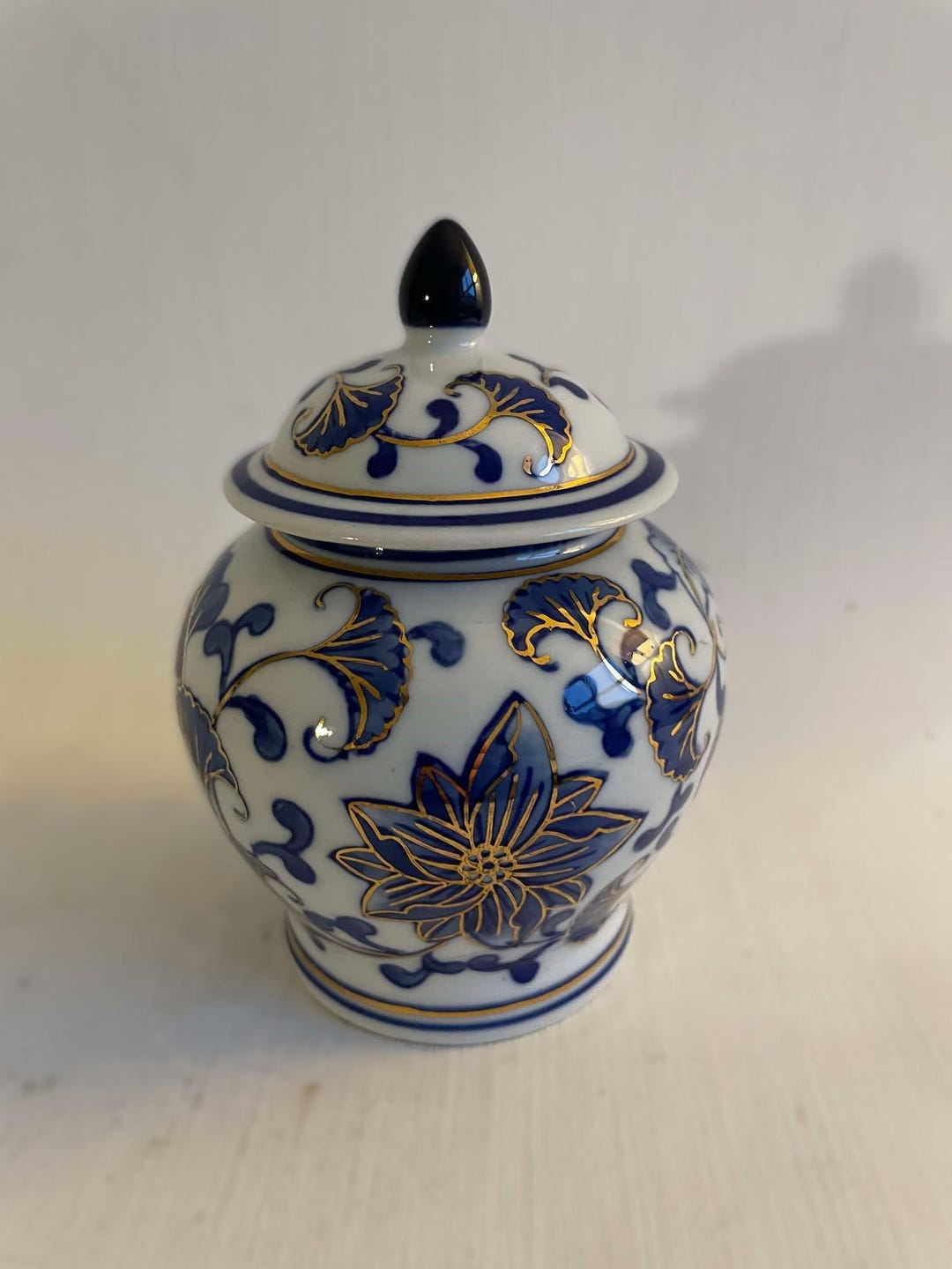 Bulbous Ginger Jar Love Birds Shades of Blue Highlighted in Gold, China ...