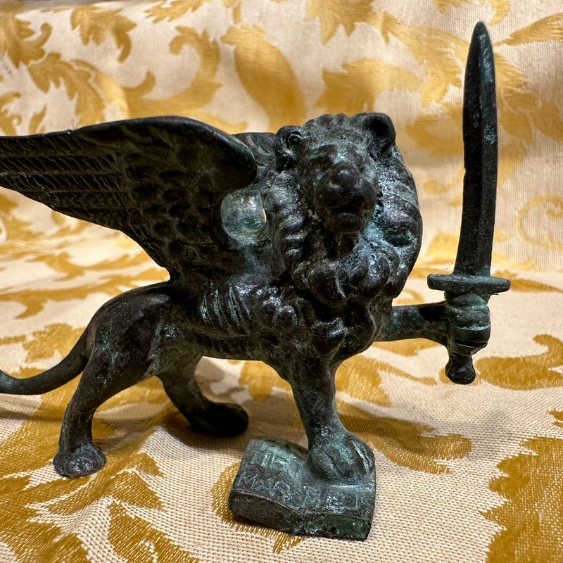 Winged Lion - Etsy