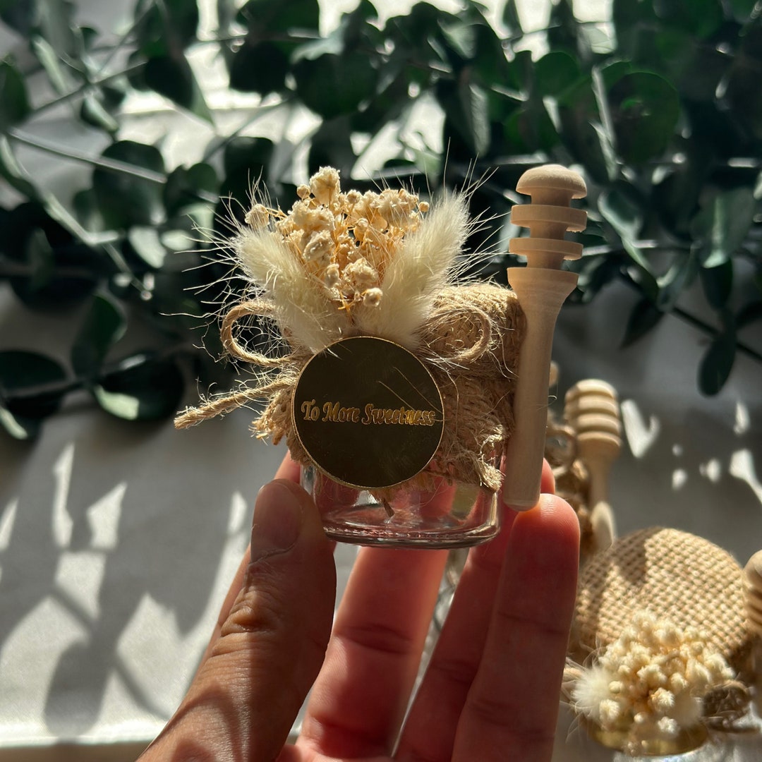 Mini Honey Jar Favors, Honey Wedding Favors, Engagement Favors, Raw ...