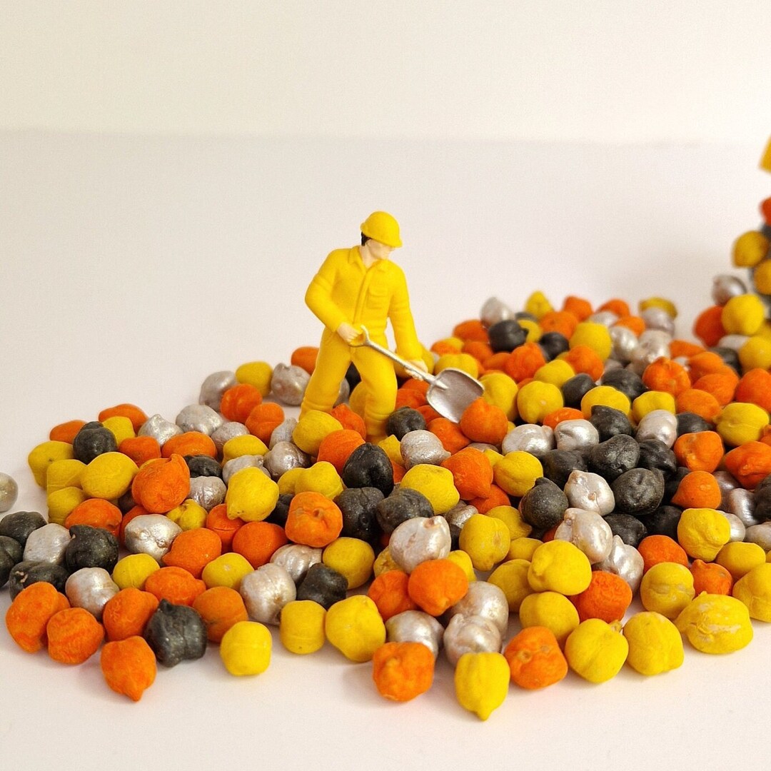Construction Sensory Chickpea Base / Coloured Chickpeas / Sensory Play ...