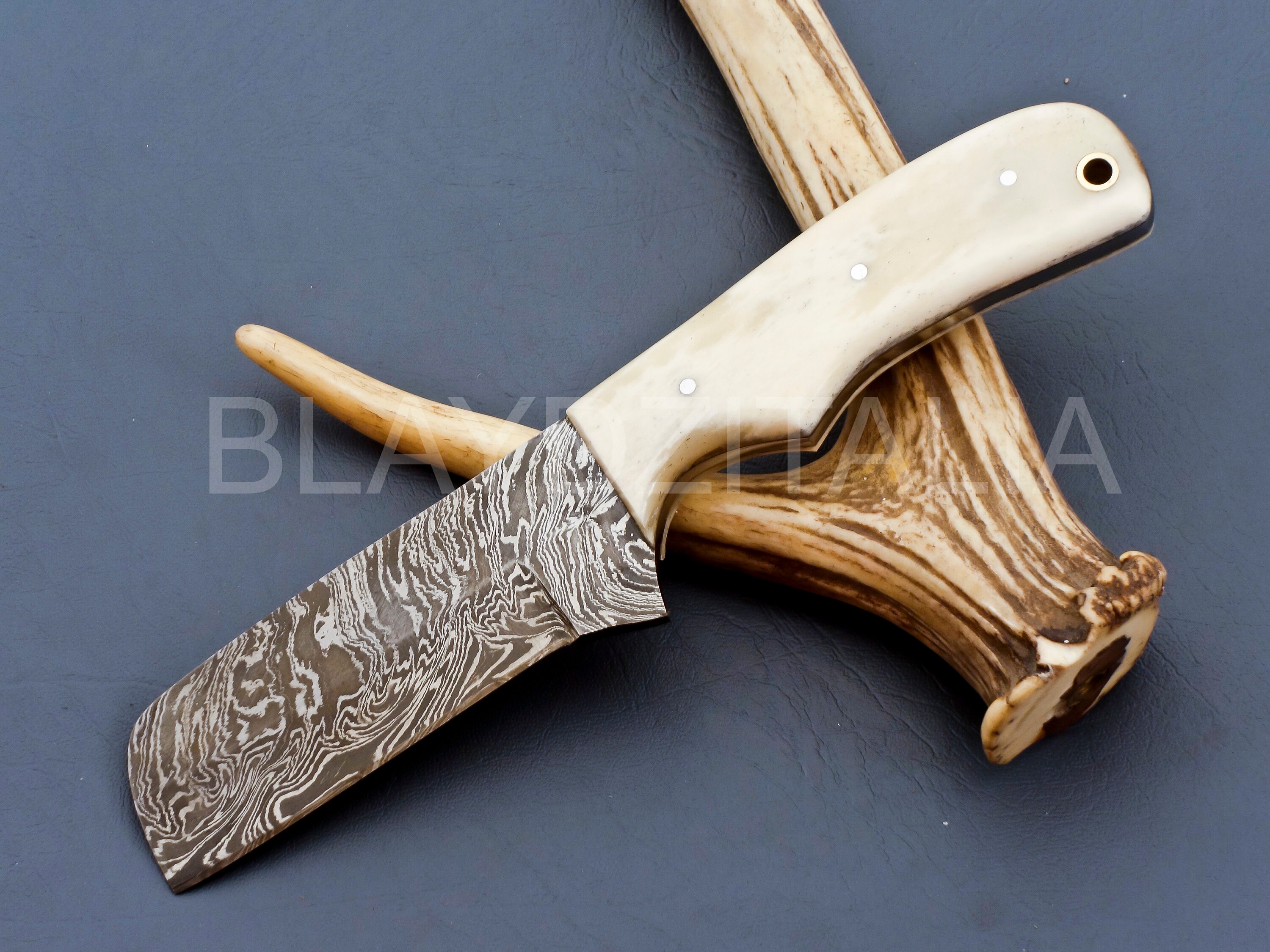 Cowboy Bull Cutter Knife With Damascus Blade and Pan Cake Leather ...