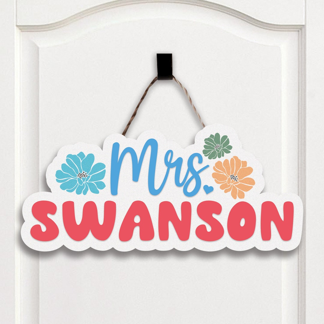Custom Kindergarten Teacher Daisy Wooden Name Sign, Personalized Door ...