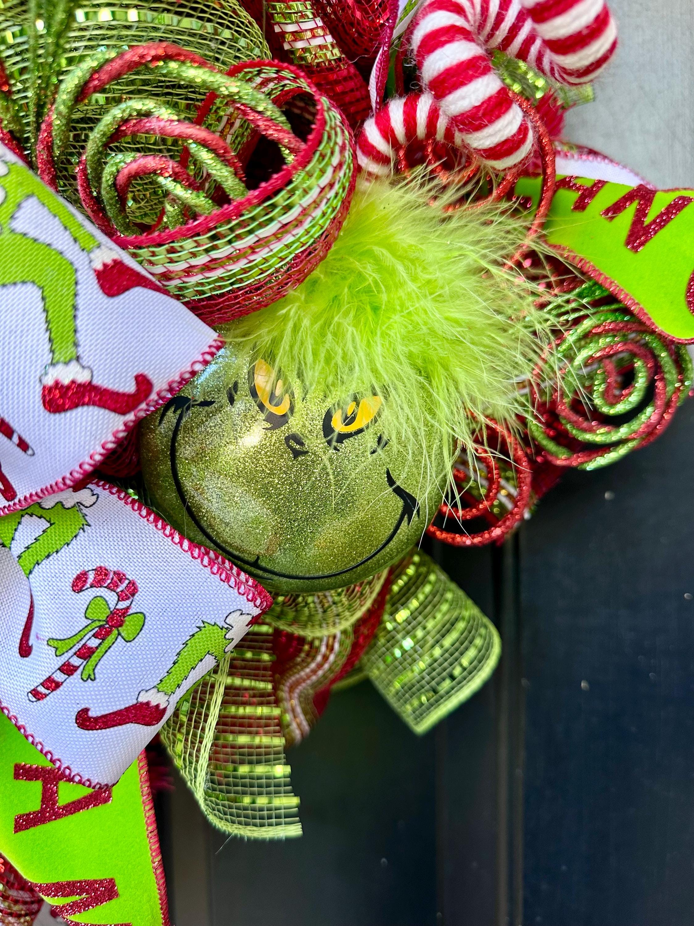 Christmas Grinch Feet Wreath - Etsy