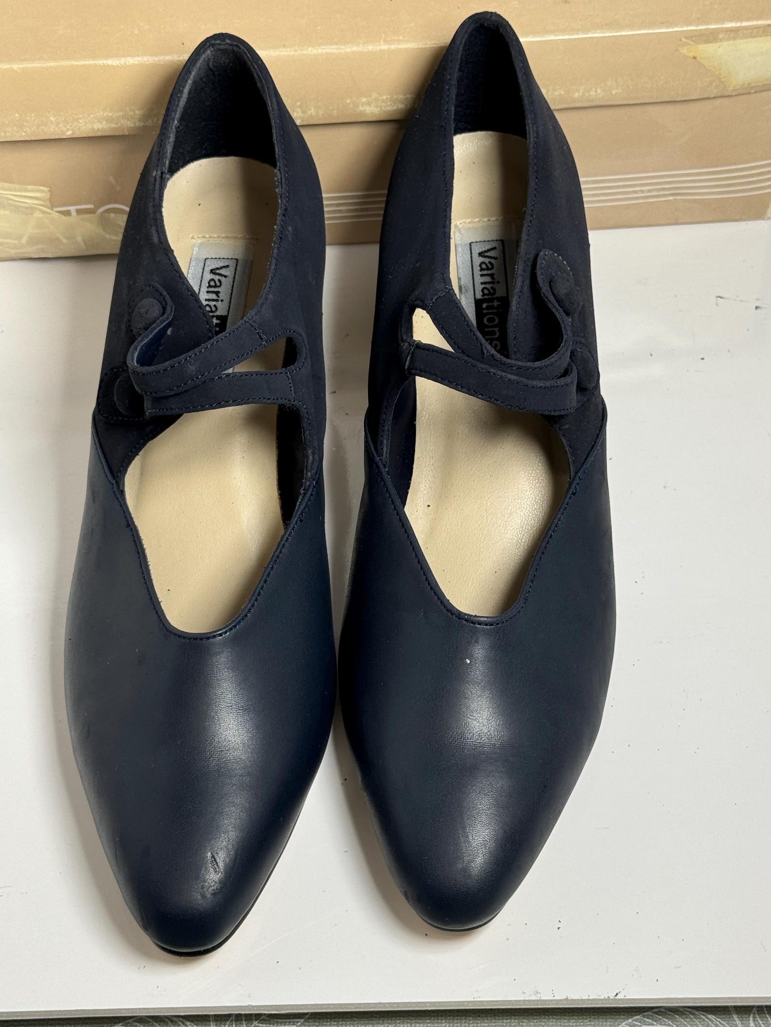 Blue Velvet and Leather and Buttons Ladies Shoes Vintage Closed Toe ...