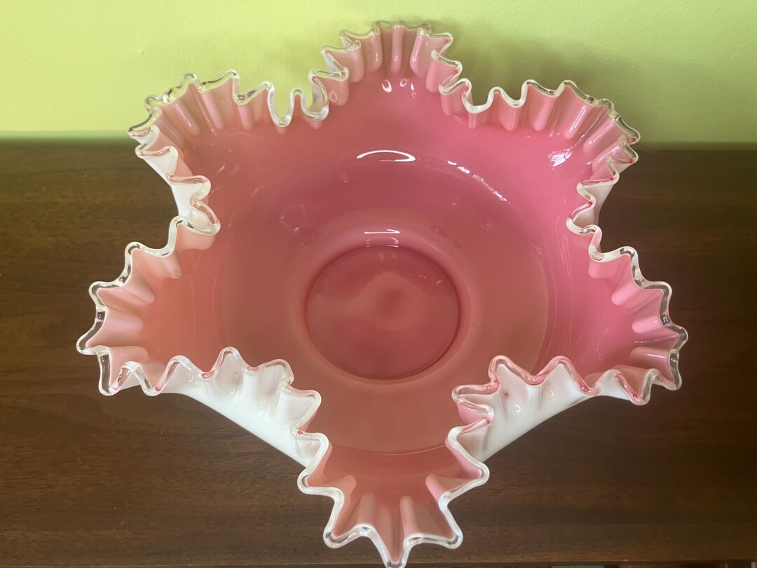 Vintage Fenton Silvercrest Pink and White Ruffled Bowl - Etsy