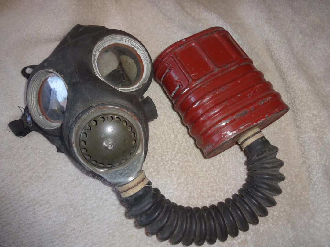 British Civil Service Mark IV Gas Mask (1941) - Etsy