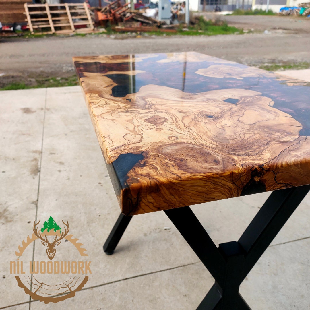 Personalized Design Resin Table, Unique Wooden Resin Table for Dining ...