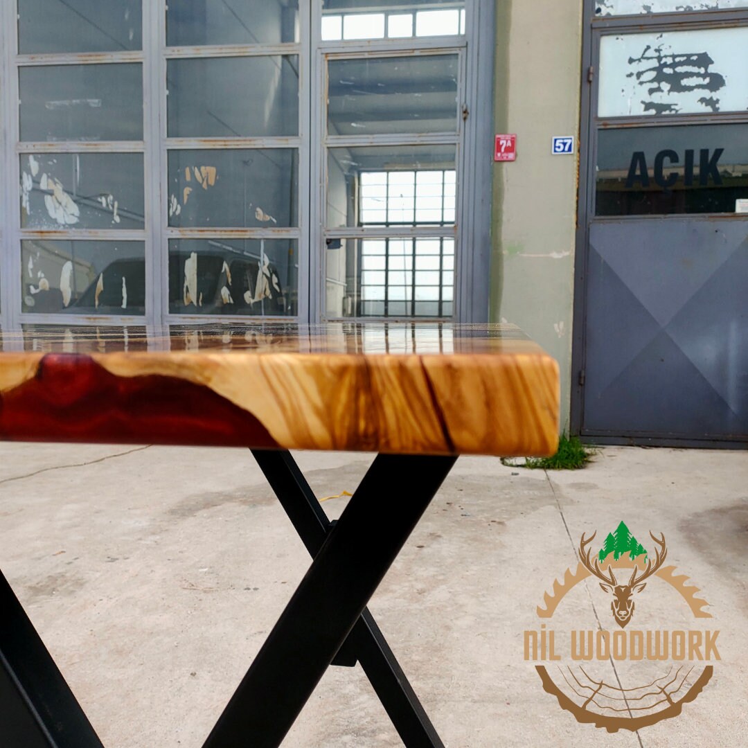 Personalized Design Resin Table, Unique Wooden Resin Table for Dining ...
