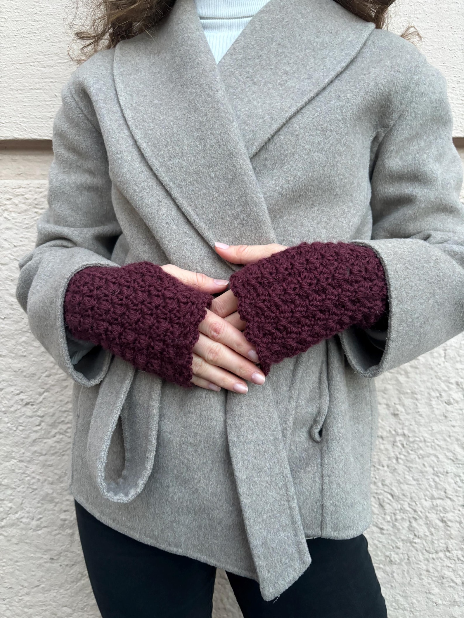 Emilia Wristwarmers Crochet Pattern PDF | Fingerless Gloves - Etsy