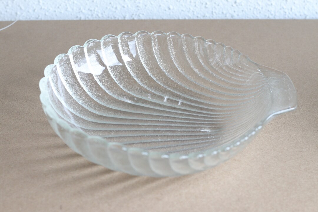 Vintage Shell Glass Bowl, Vintage Anchor Hocking Glass Bowl, Frosted ...