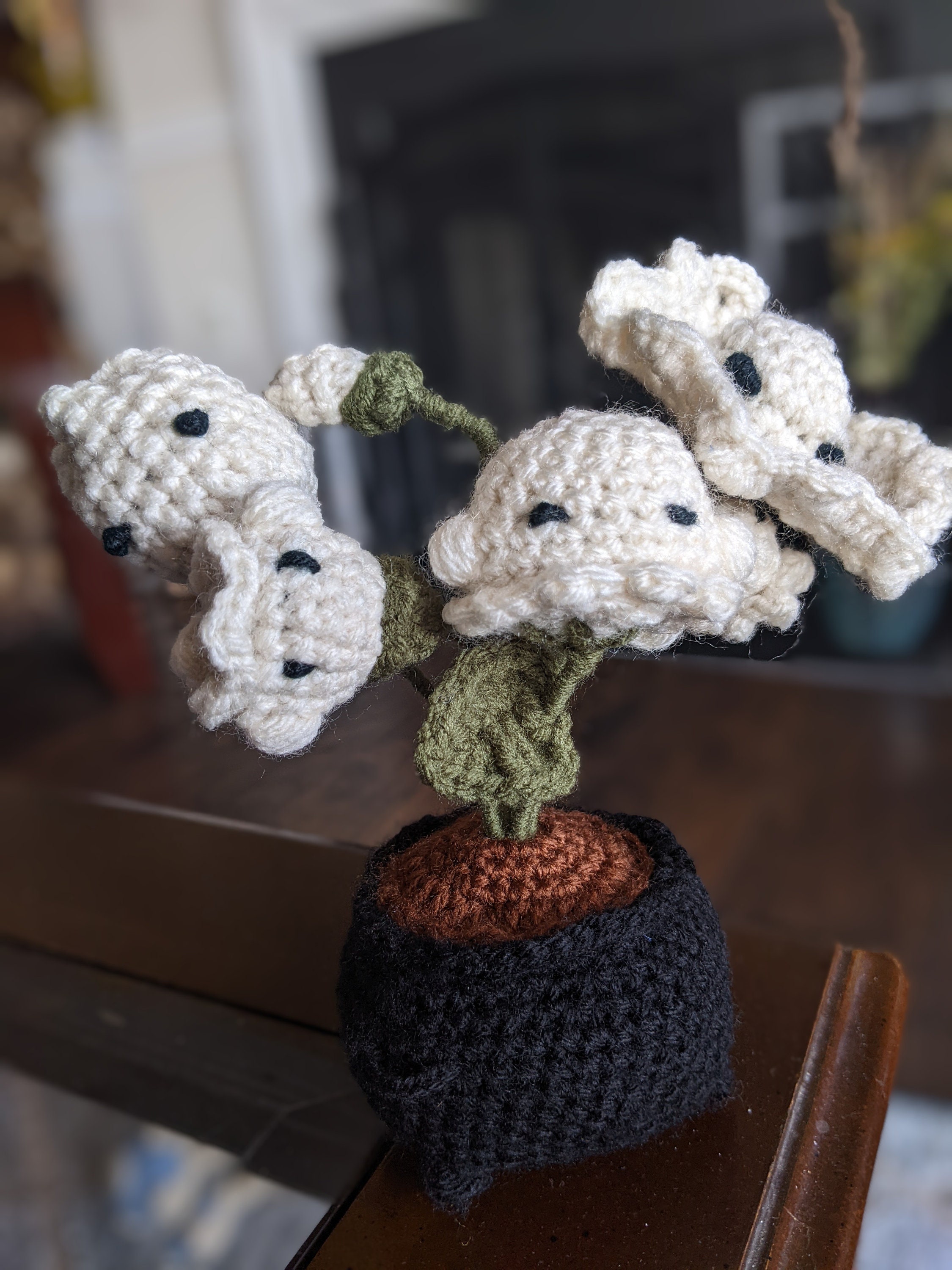Crochet Ghost Flower Boo-quet: Halloween Puns Decor - Etsy