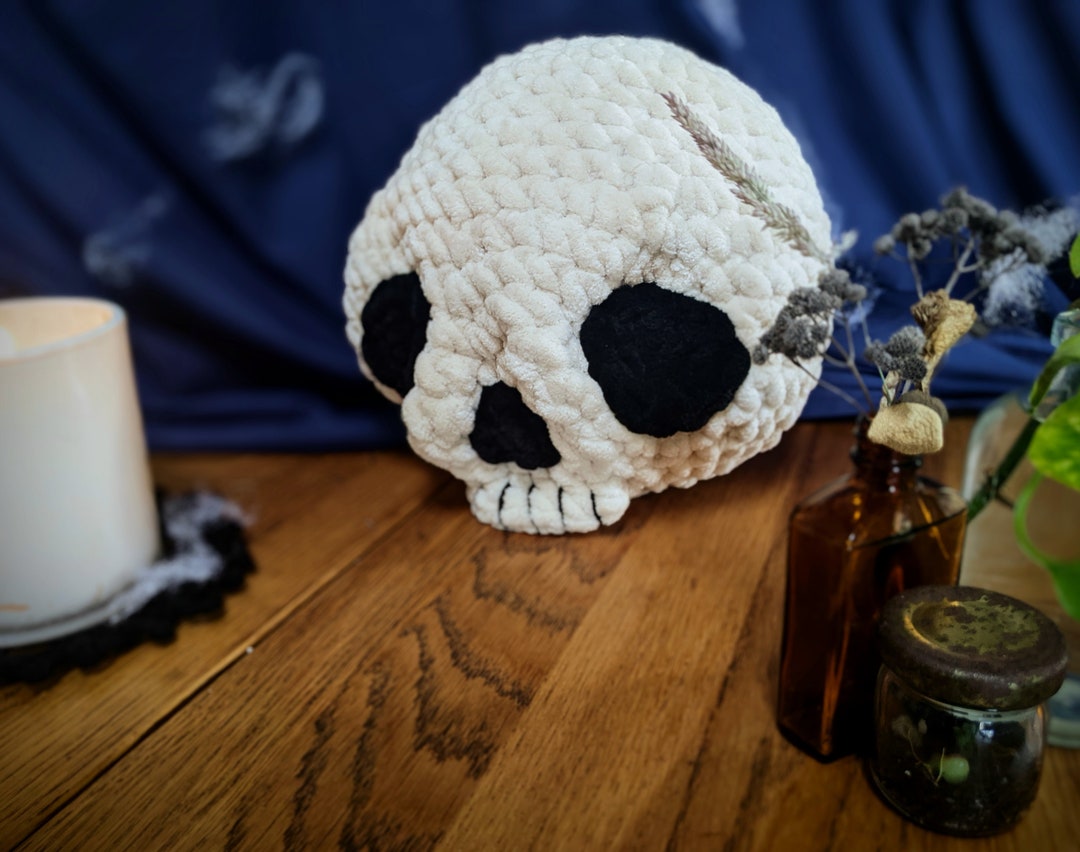 Crochet Skull Plushie: Spooky Halloween Toy - Etsy