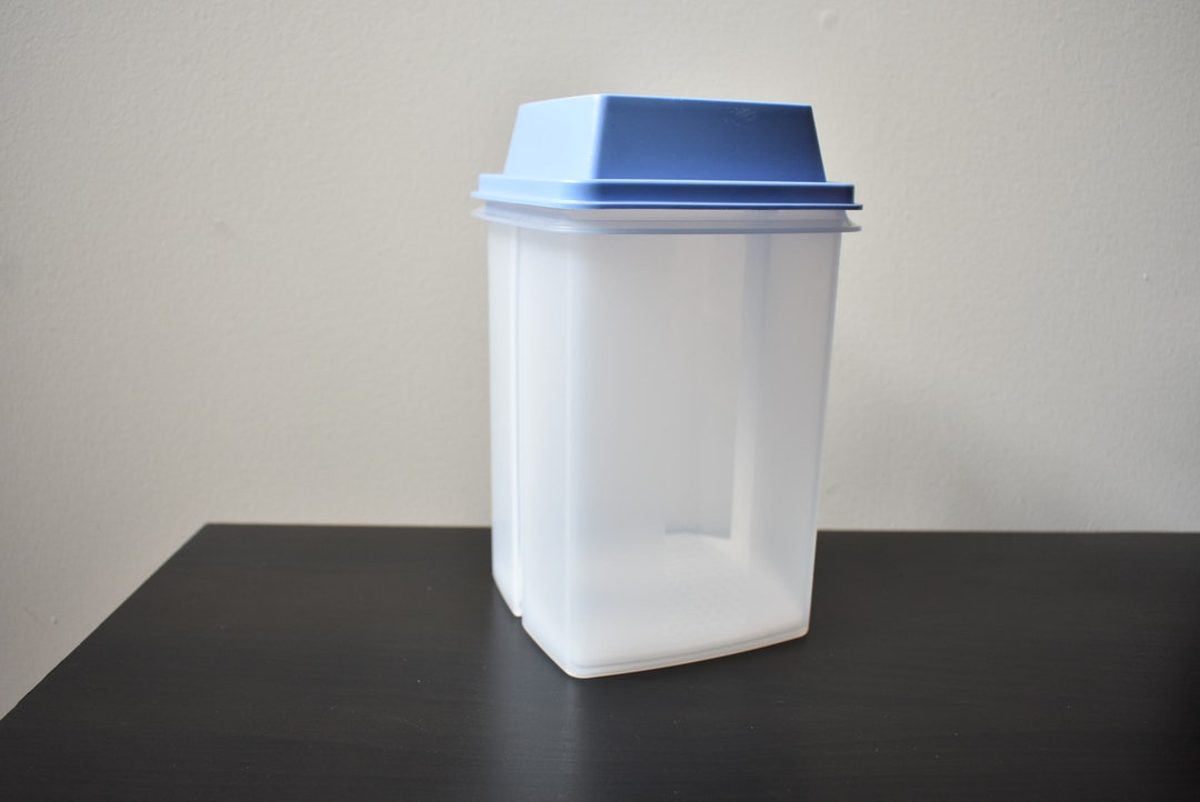 Vintage TUPPERWARE 1562 Pick A Deli Pickle Olive Keeper With Insert ...