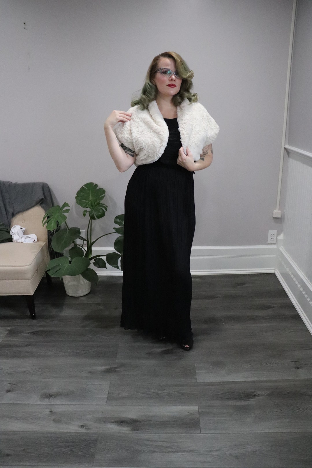 Retro 1990's Does 1950's Style SO SOFT White Faux Fur Shrug by Jessica ...