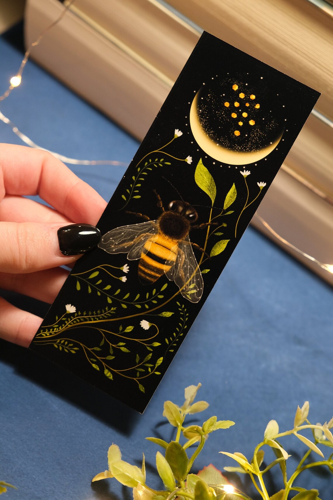 Bee Bookmark, Bumblebee Bookmark, Reader Gift Idea, Book Lover, Dark ...