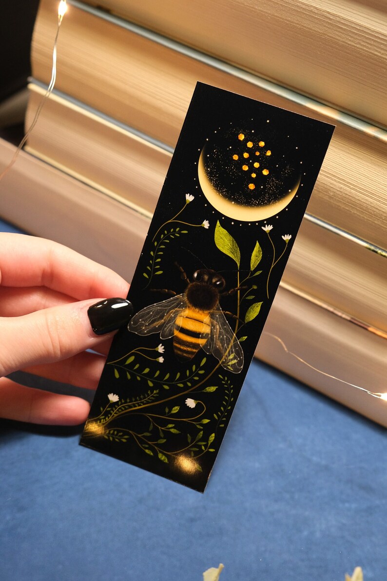 Bee Bookmark, Bumblebee Bookmark, Reader Gift Idea, Book Lover, Dark ...