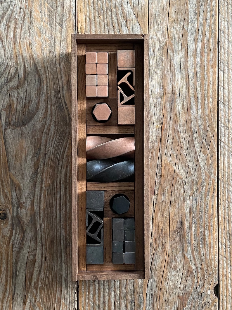 TWIST - Modern Chess Set With a Minimalist and Industrial Style, Made ...