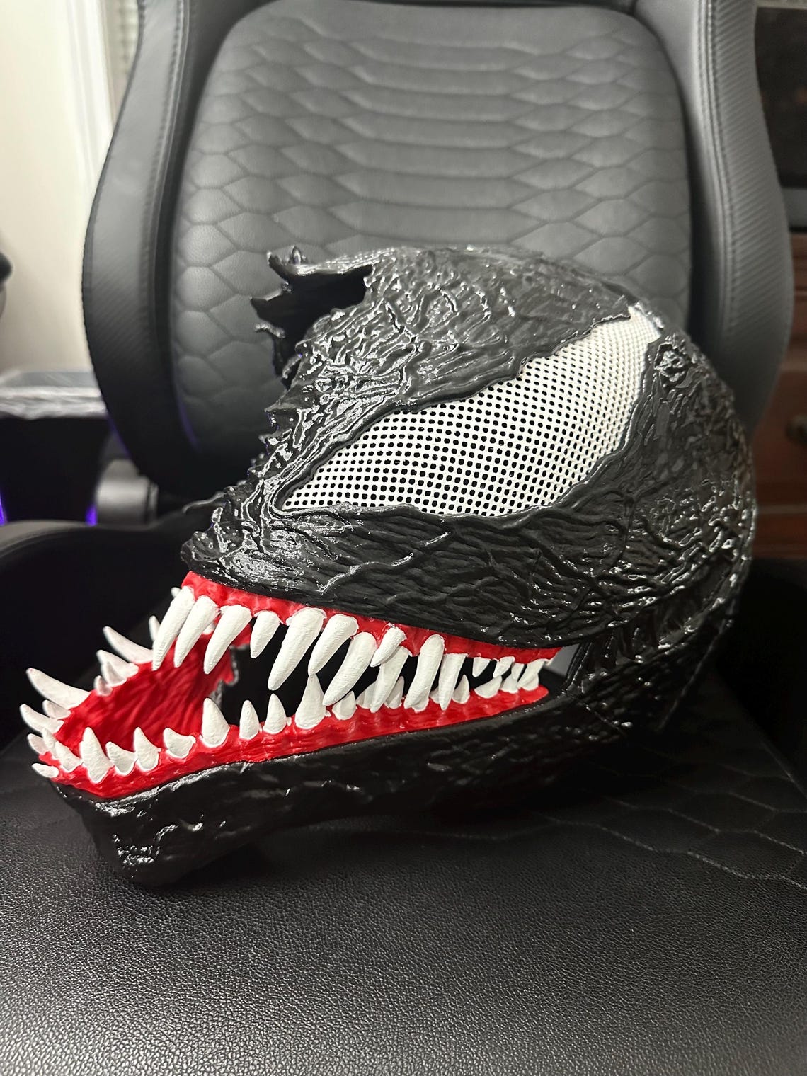 3D Printed Half Venom Cosplay Helmet - Etsy