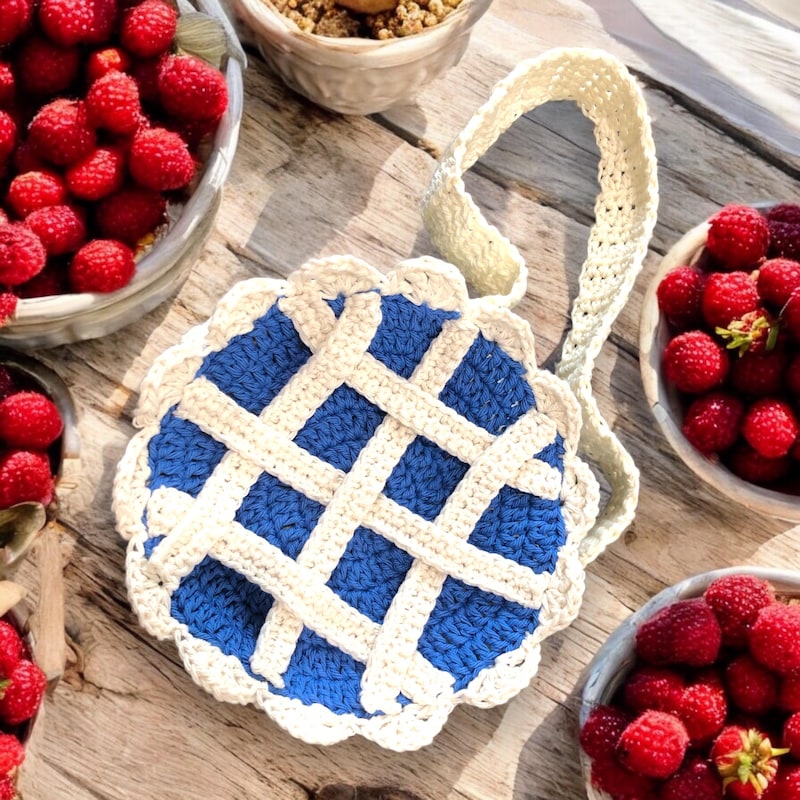 Crochet Cherry Pie - Etsy