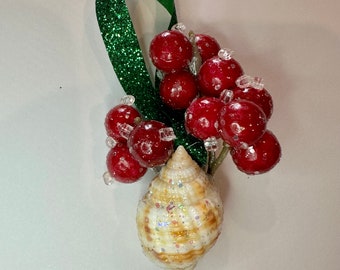 Nutmeg Shell Ornament - Etsy