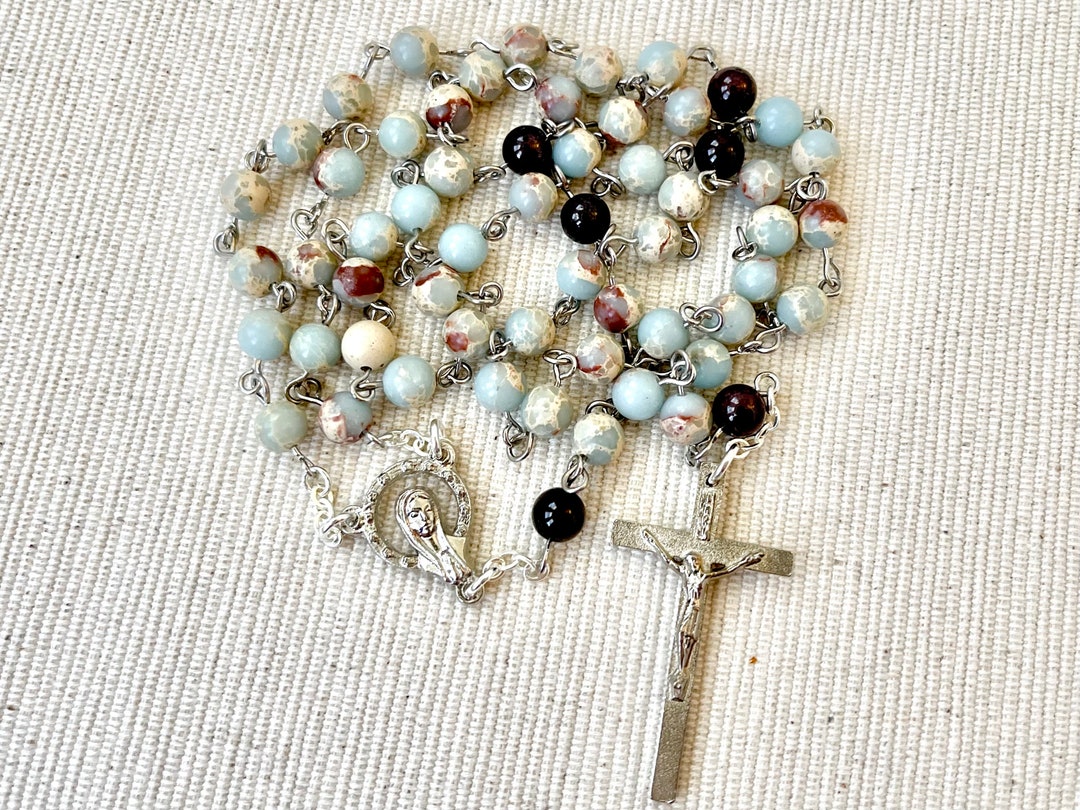 Handmade Rosary inri - Etsy