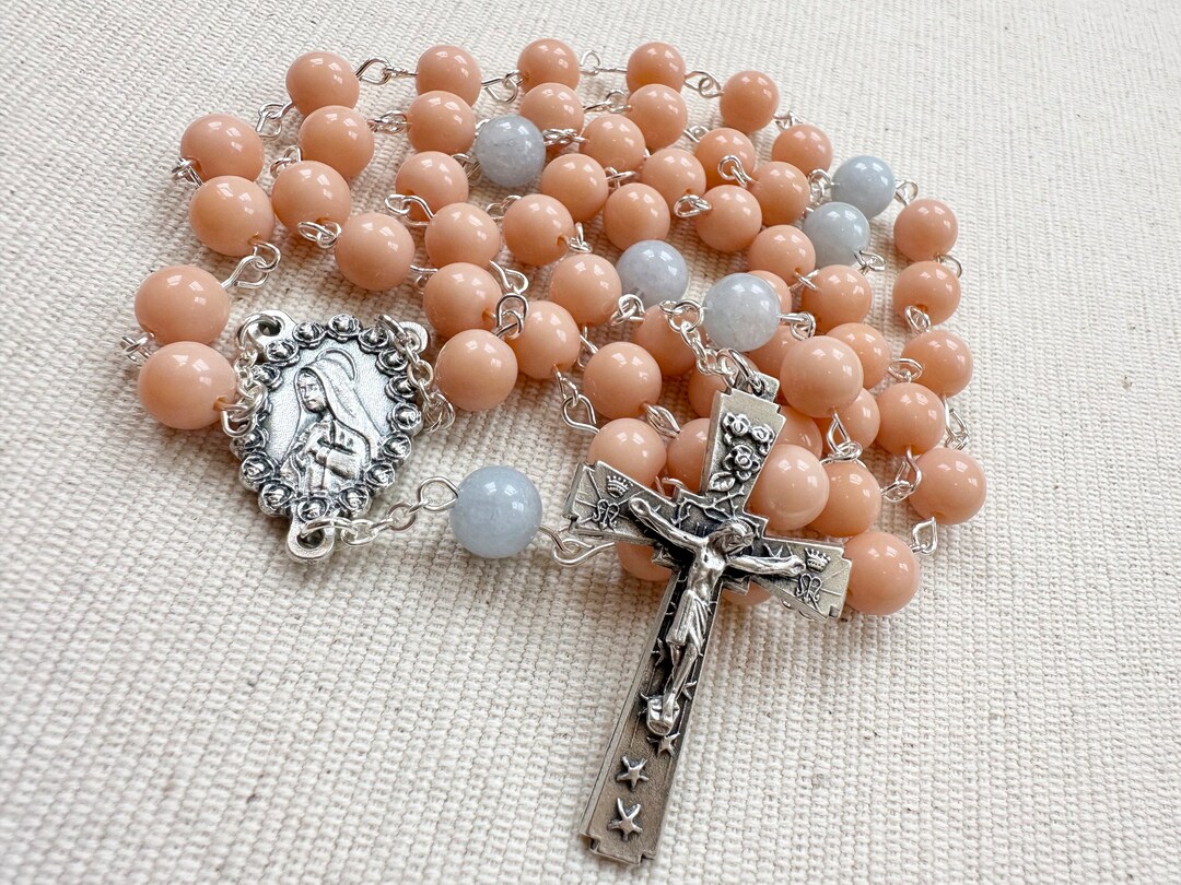 Mary in Prayer Rose Border Catholic Rosary - Etsy