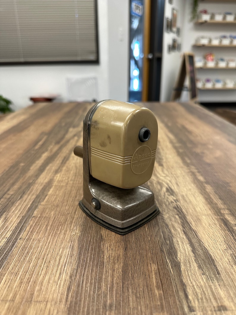 Vintage Office Apsco Desk Top Pencil Sharpener Vacu Hold Suction Base ...