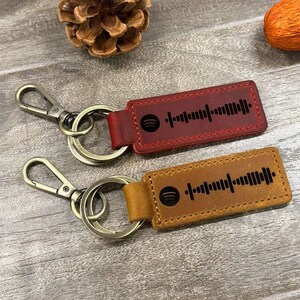 Custom SONG KEYCHAIN, Personalized Scannable Music Keychain, CHRITSMAS ...