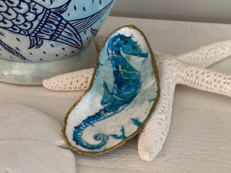 SEA HORSE Mussel Shell Trinket Dish Sea Shell Art I Jewelry & Ring Dish ...