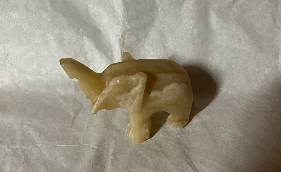 Vintage Small Elephant Figurine: Alabaster/onyx; 1960s - Etsy