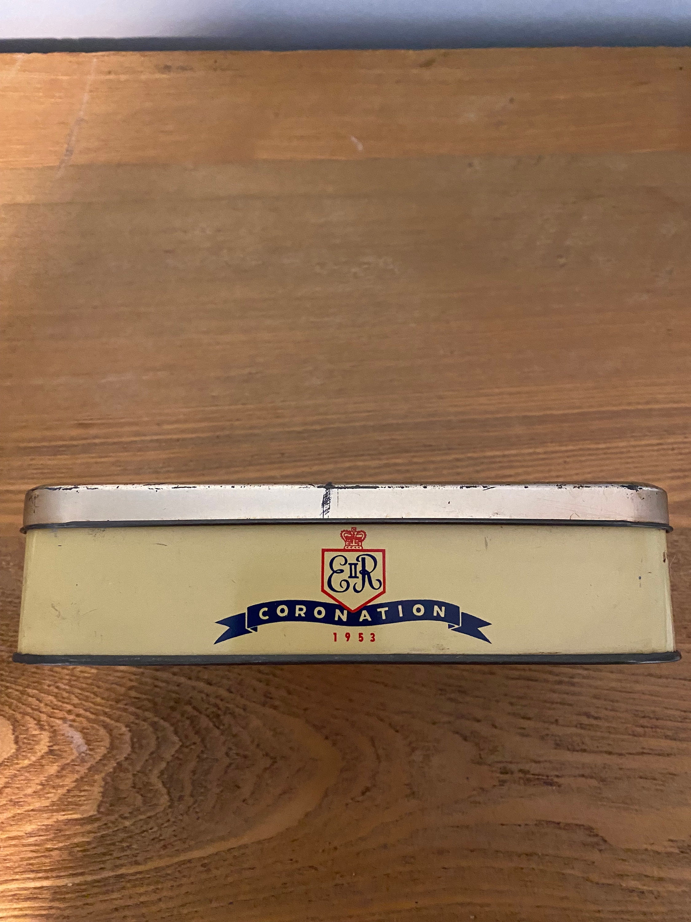 Vintage Queen 1953 Coronation Tin - Etsy