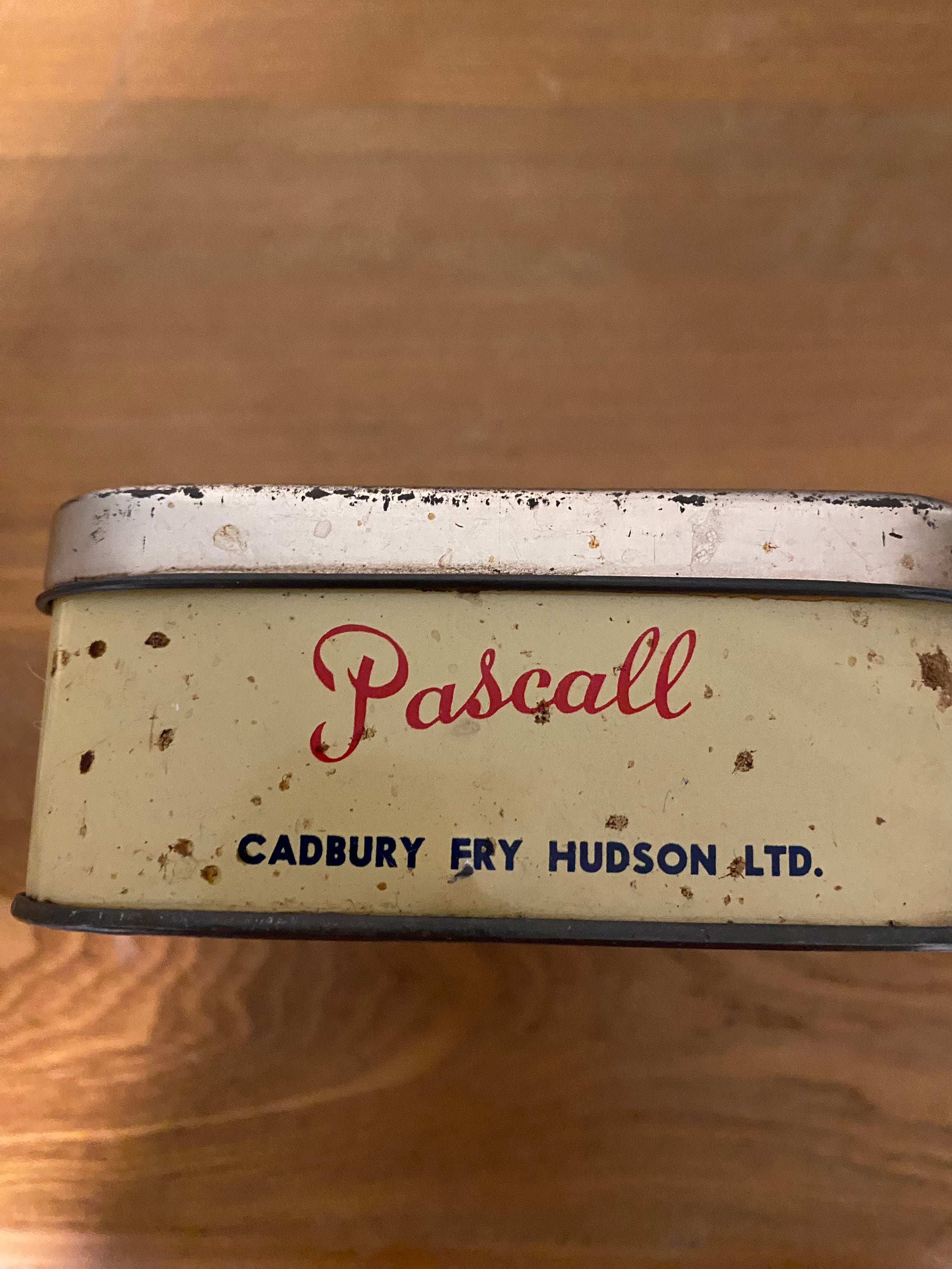 Vintage Queen 1953 Coronation Tin - Etsy