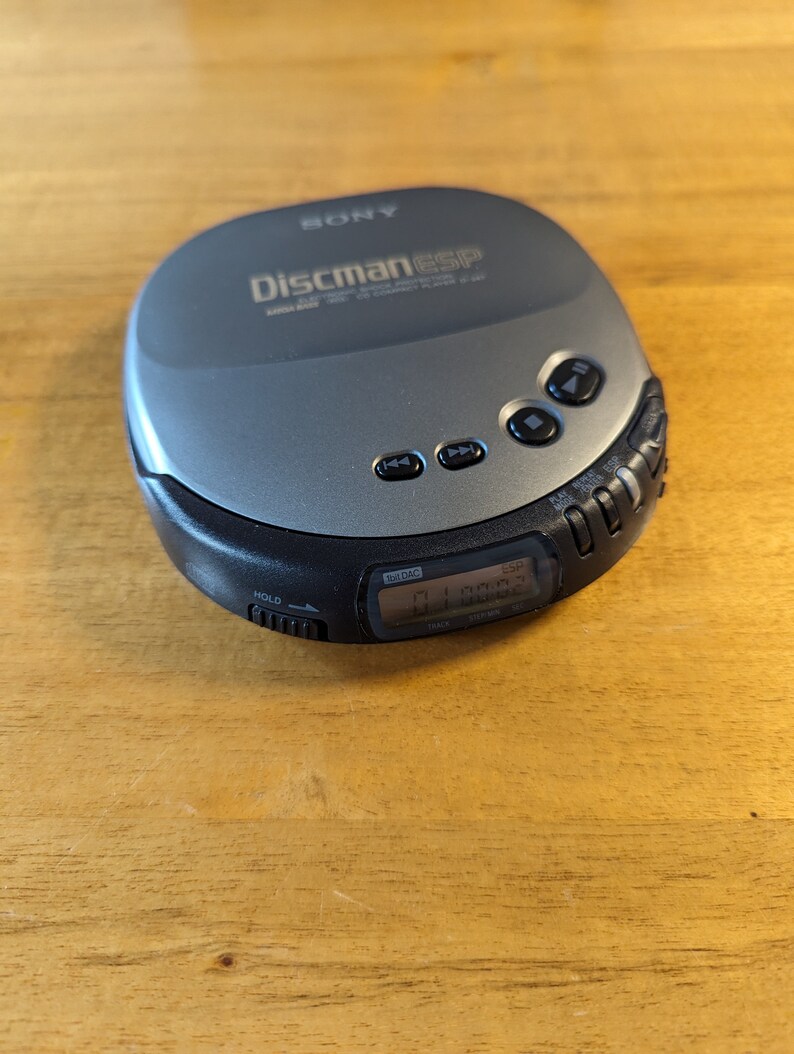 Sony MDR-201LP Discman With ESP and Mega Bass 1bit DAC Old New in Box ...