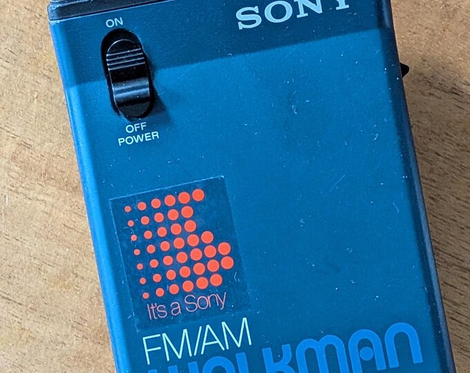Sony Walkman SRF-33W AM/FM Portable Radio (blue) | an 80s Classic Light ...