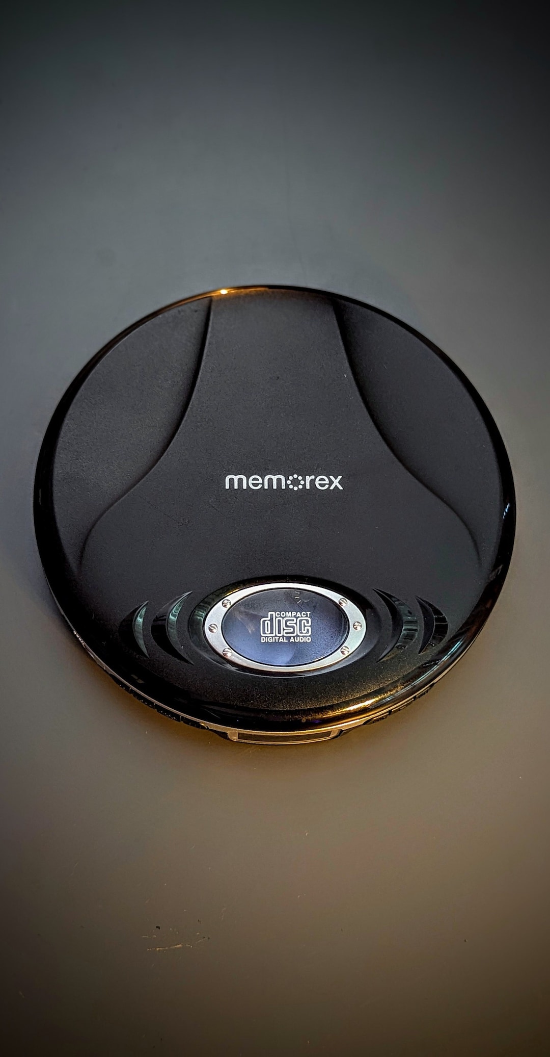 New Vintage Memorex Portable CD Player MD6451BLK | 2014 | Tested and ...