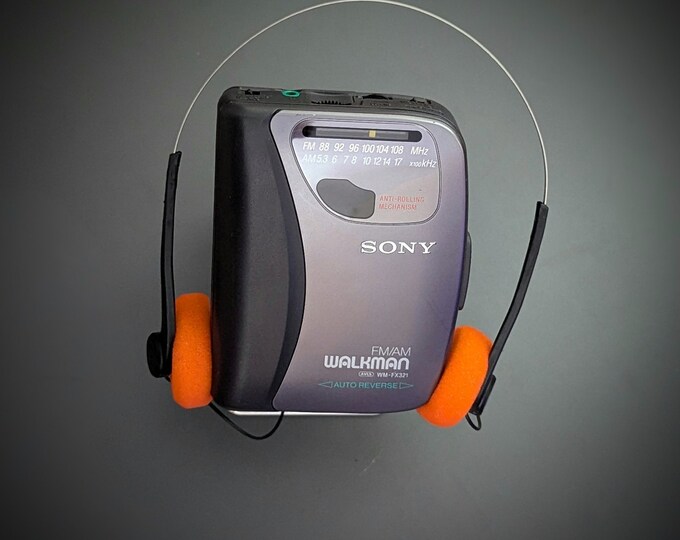 Vintage Sony Walkman WM-FX321 Cassette AM/FM Player With Orange Foam ...