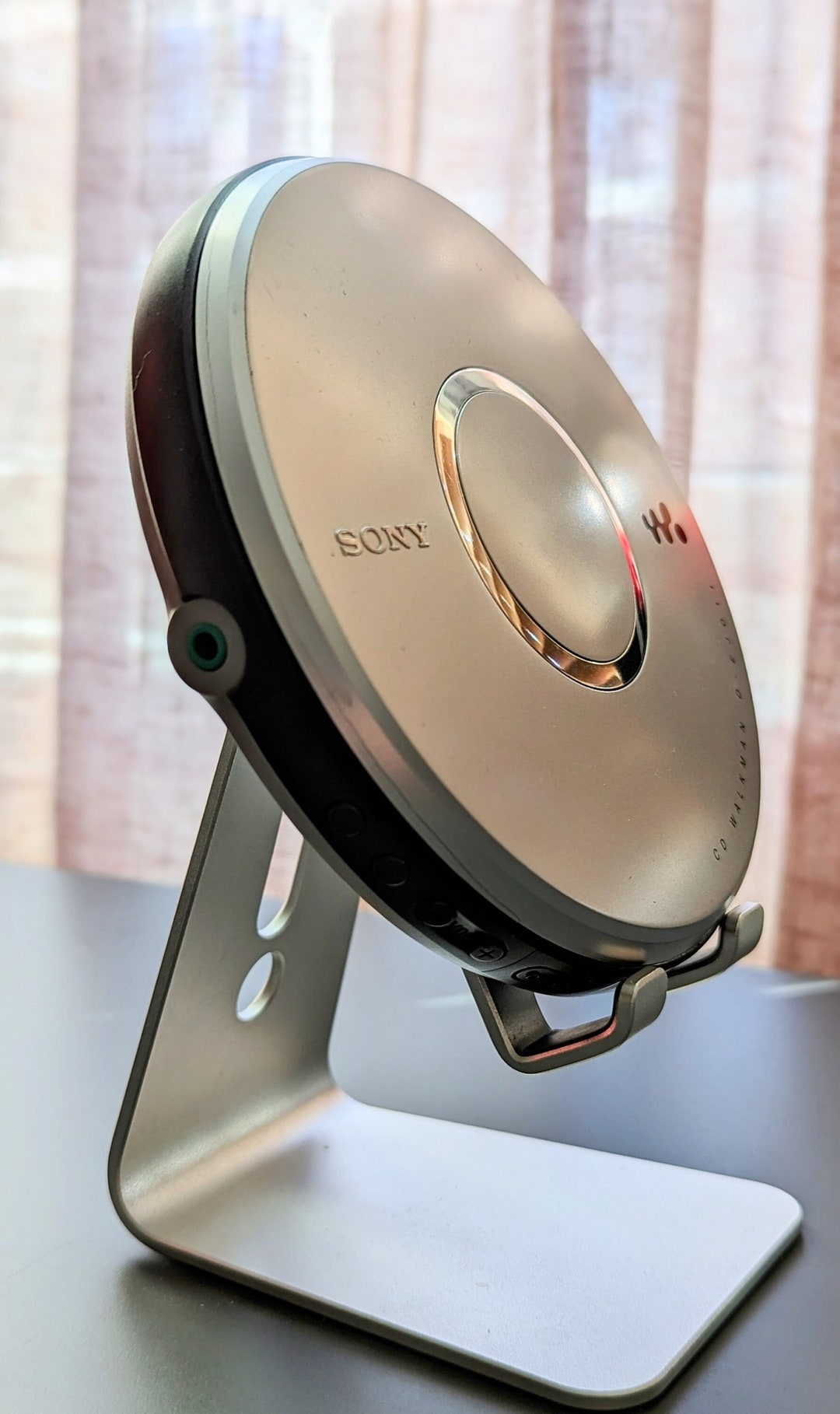 Vintage Sony Discman D-EJ011 Portable CD Player Retro Walkman Classic ...