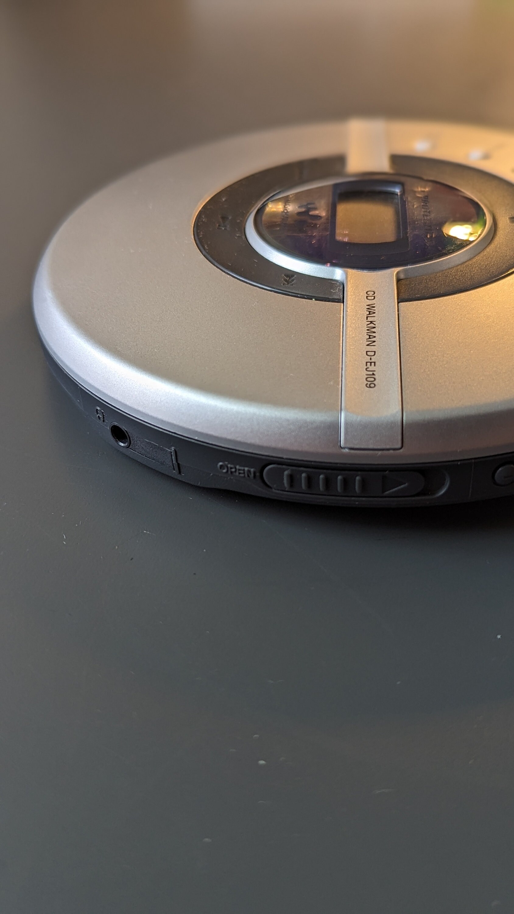 Sony D-EJ109 CD Walkman Portable CD Player With Mega Bass Fully ...