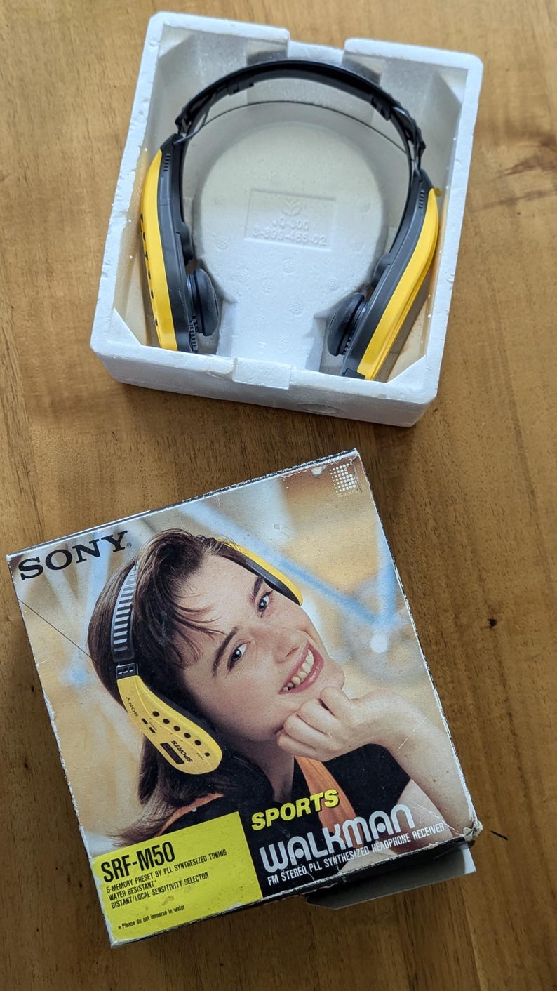 Vintage Sony Walkman Sports FM/AM Radio Yellow SRF-M50 Fully Functional ...
