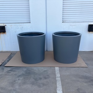 Extra Large Round Tree Planter - Indoor / Outdoor Fiberglass Planter ...