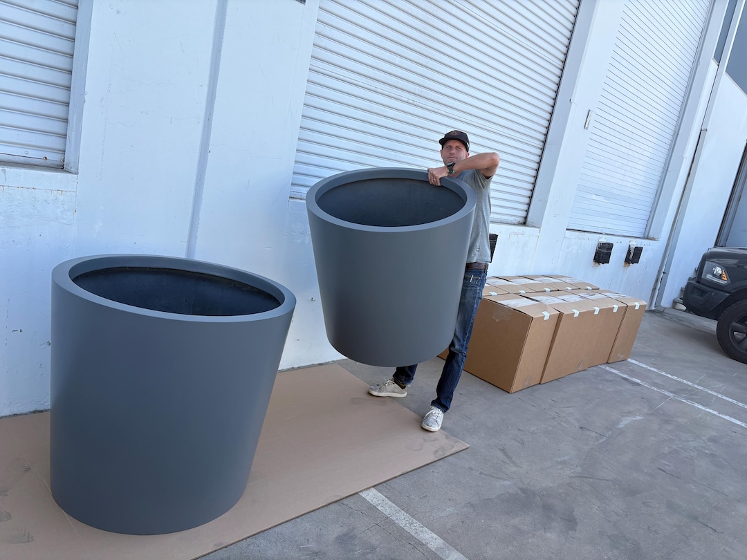 Extra Large Round Tree Planter - Indoor / Outdoor Fiberglass Planter ...