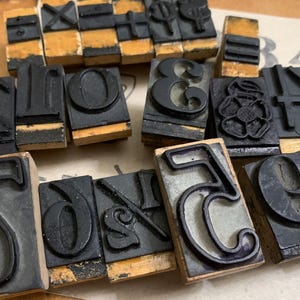 Vintage Holzstempel Alphabet Set ABC Zahlenbeschriftung Stempel zum ...