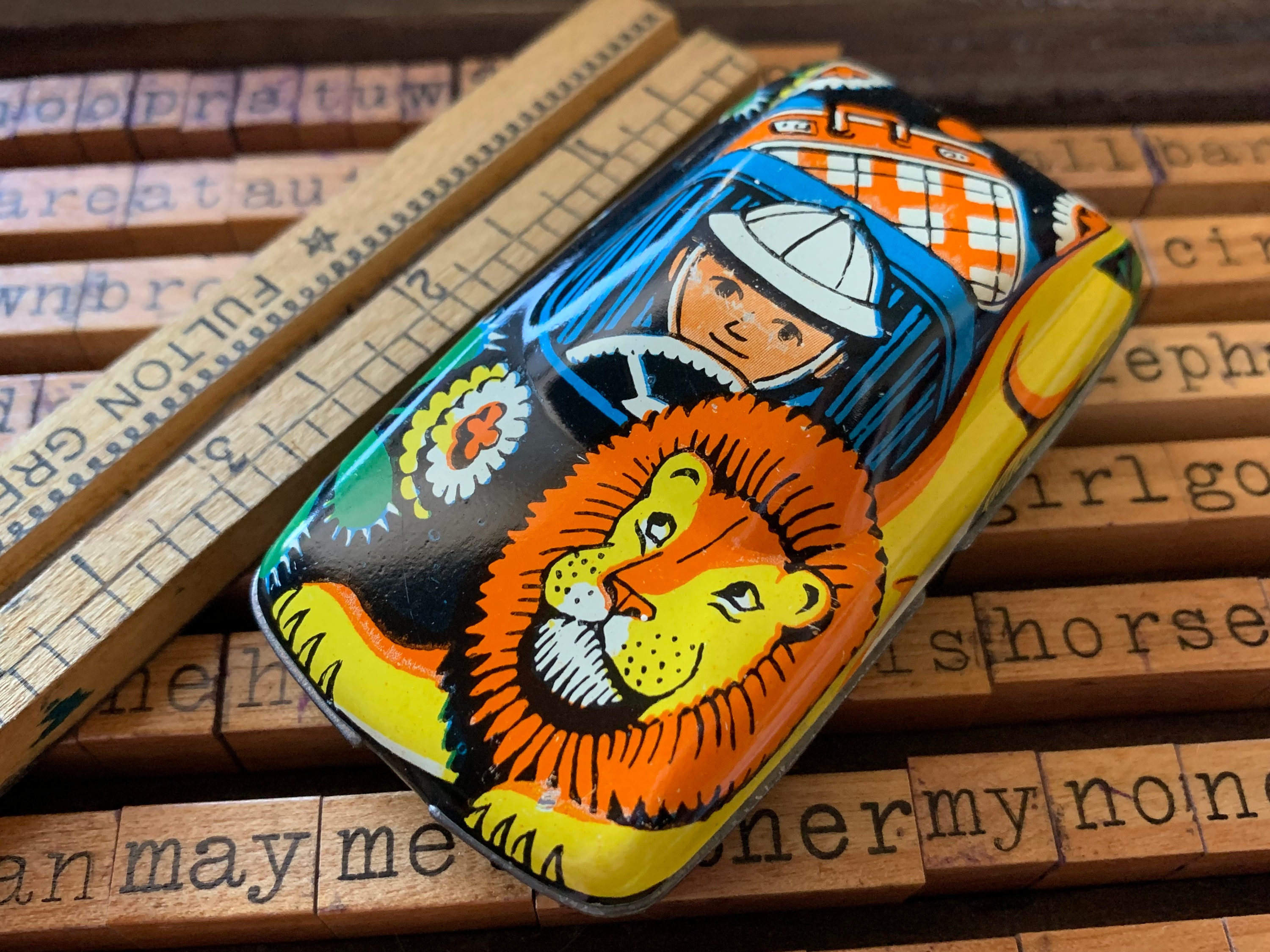 Vintage Safari Toy Tin Car Vintage Tin Litho Animal Theme Car Made in ...